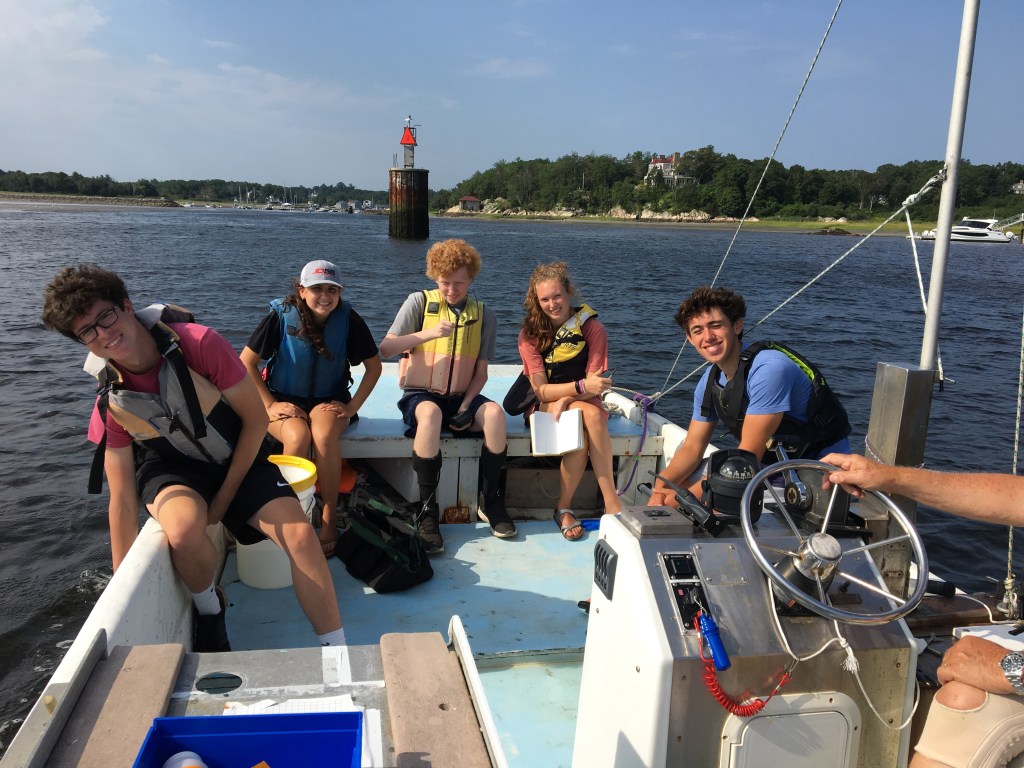 Harbor Oceanography - Center for Student Coastal Research